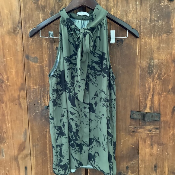 Parker | Tops | Parker Polyester Button Up Blouse With Tie Bow Feature ...